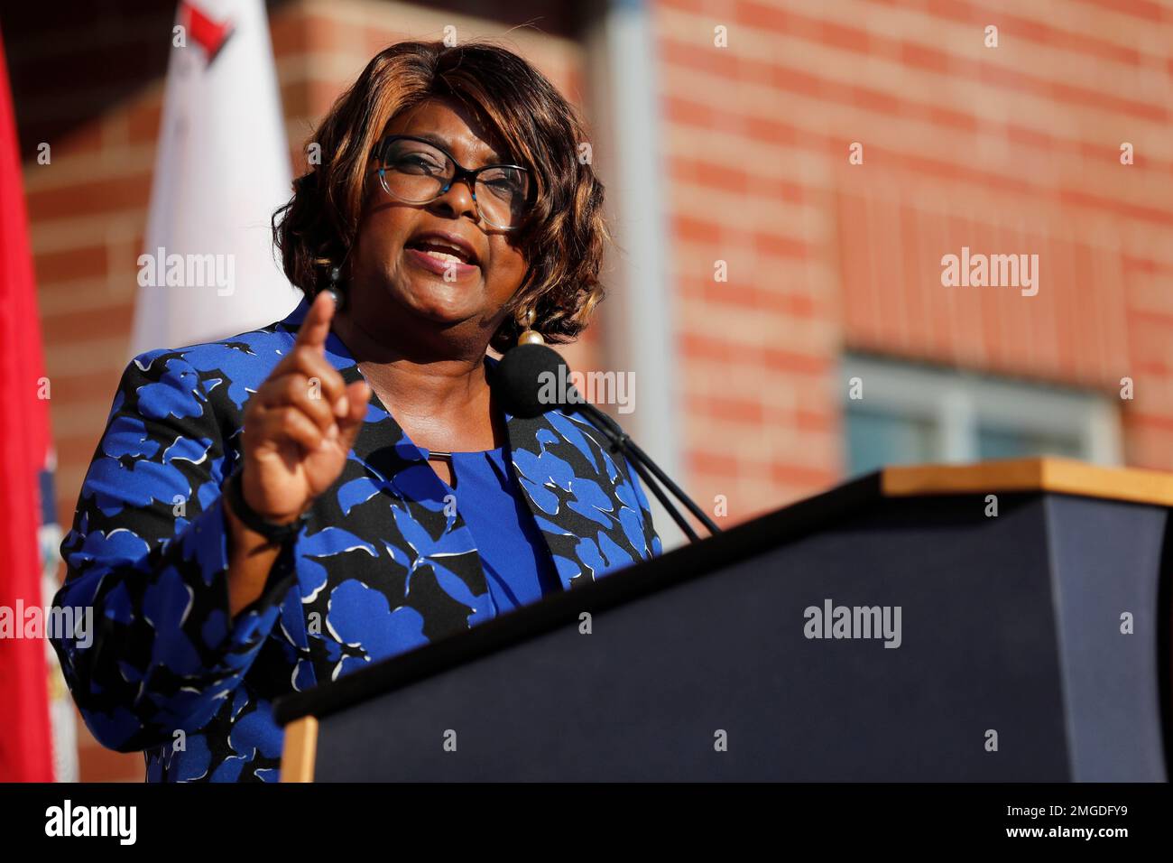 Mayor Ella Jones delivers her inaugural address during a ceremony ...
