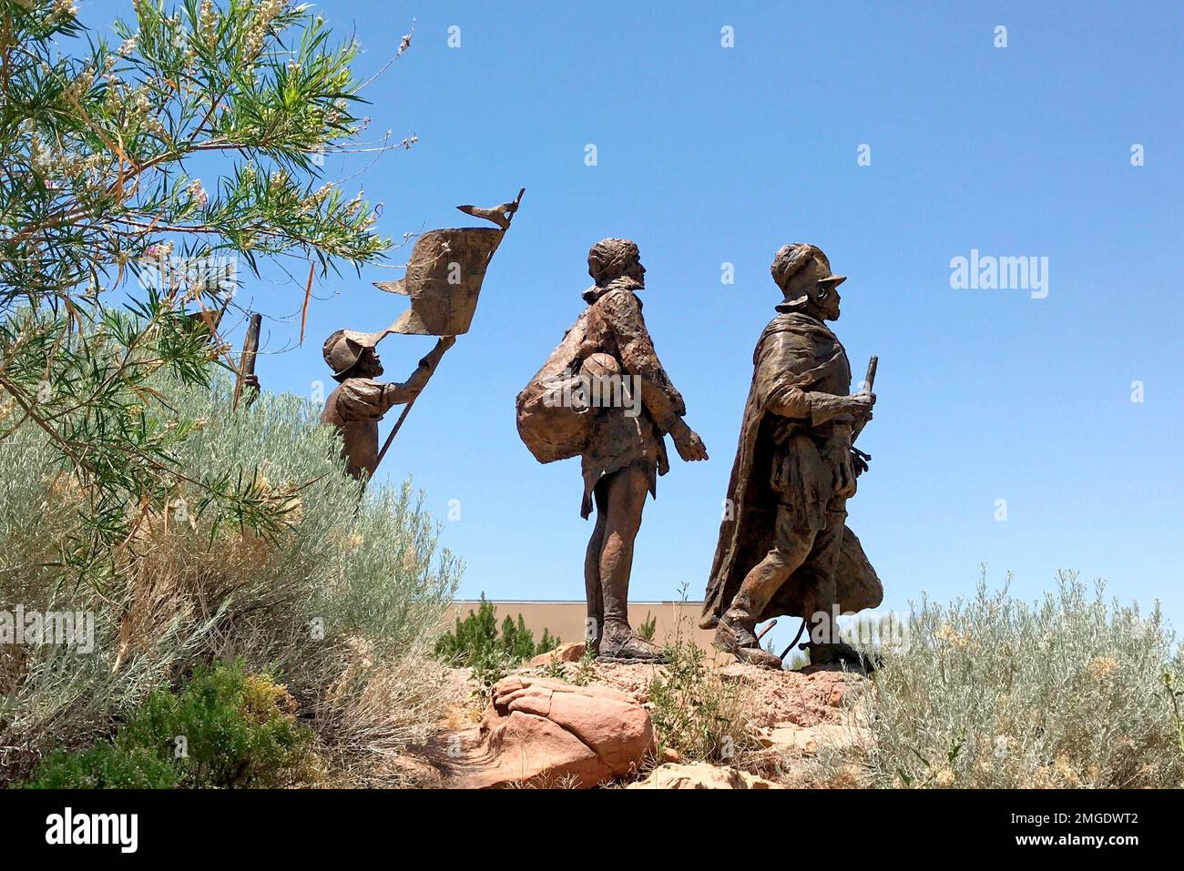 This bronze statue of Don Juan de Oñate leading a group of Spanish ...