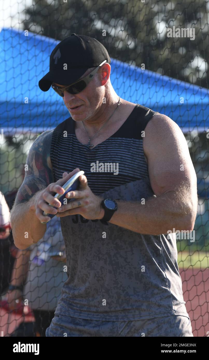 U.S. Army Sgt. 1st Class Brant Ireland, Team SOCOM, competes in discus ...