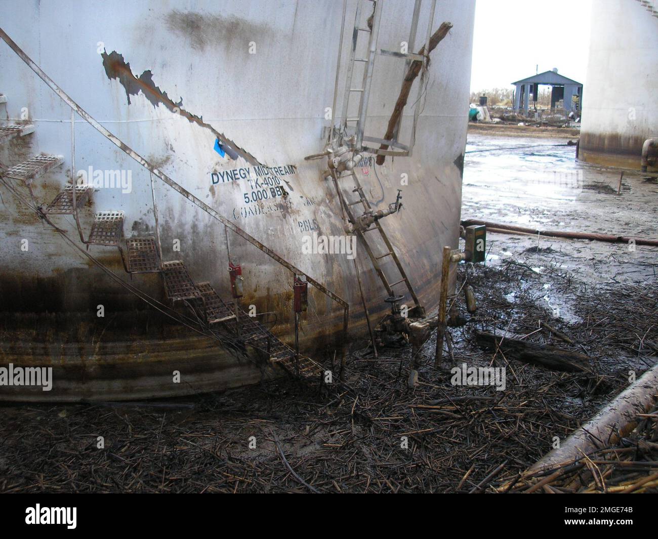 Hazardous material emergency response team hi-res stock photography and ...