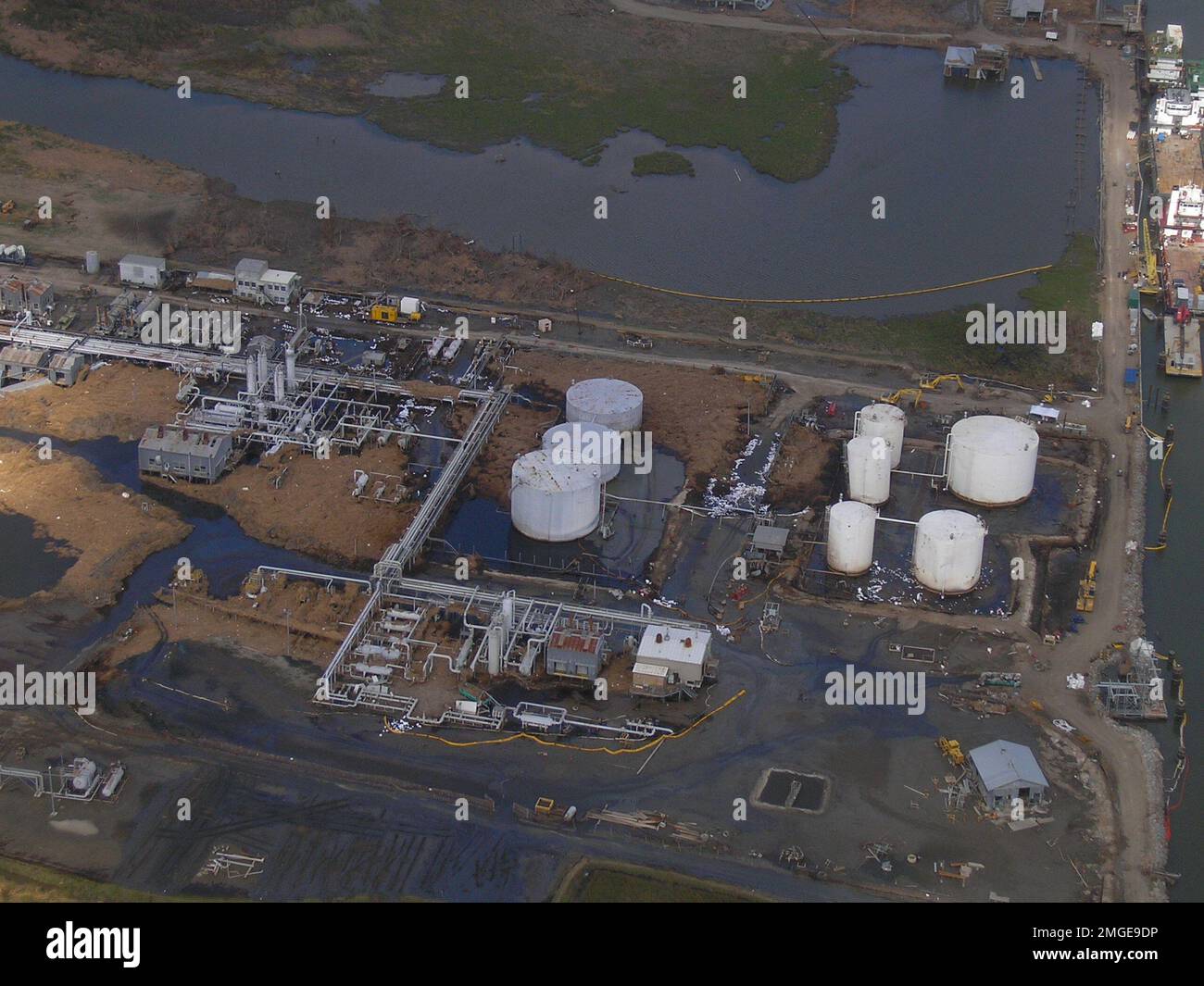 Pollution - ESU St. Louis Response - Dynegy - 26-HK-241-75. Hurricane ...