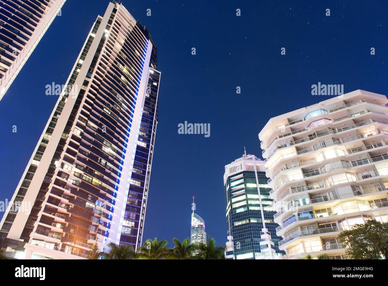 High rise apartment buildings at Surfers Paradise Stock Photo - Alamy