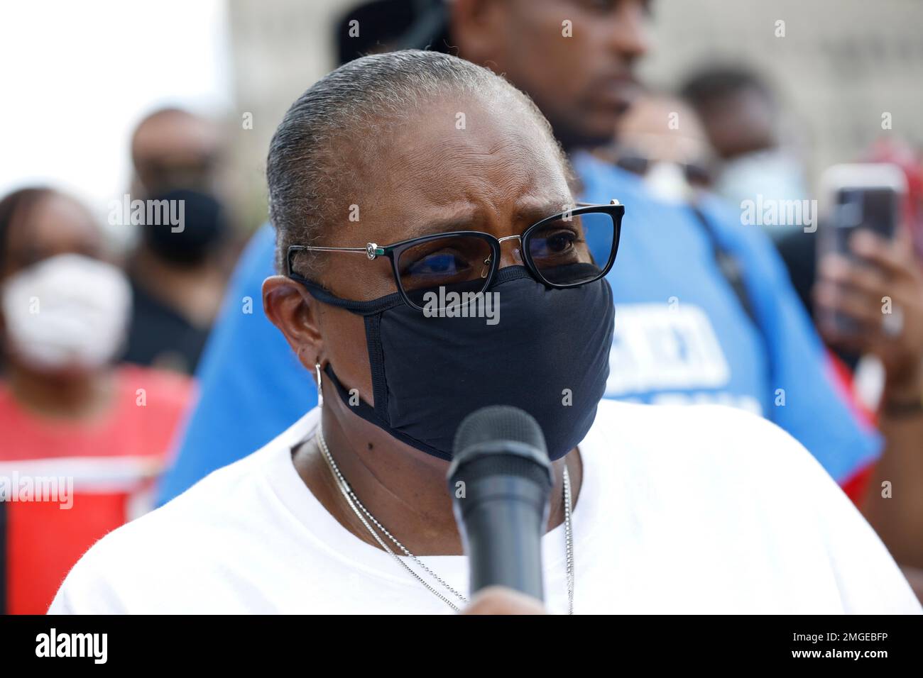 Catherine Davis, mother of Marc Davis, who was shot and killed by a ...