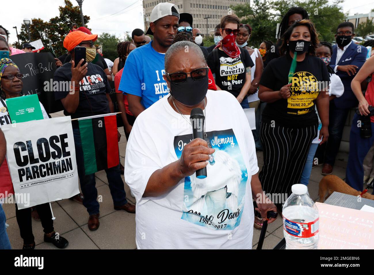 Catherine Davis, mother of Marc Davis, who was shot and killed by a ...