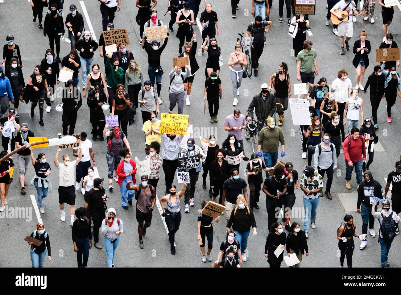 Overhead view of an anti-police brutality Black Lives Matter protest ...