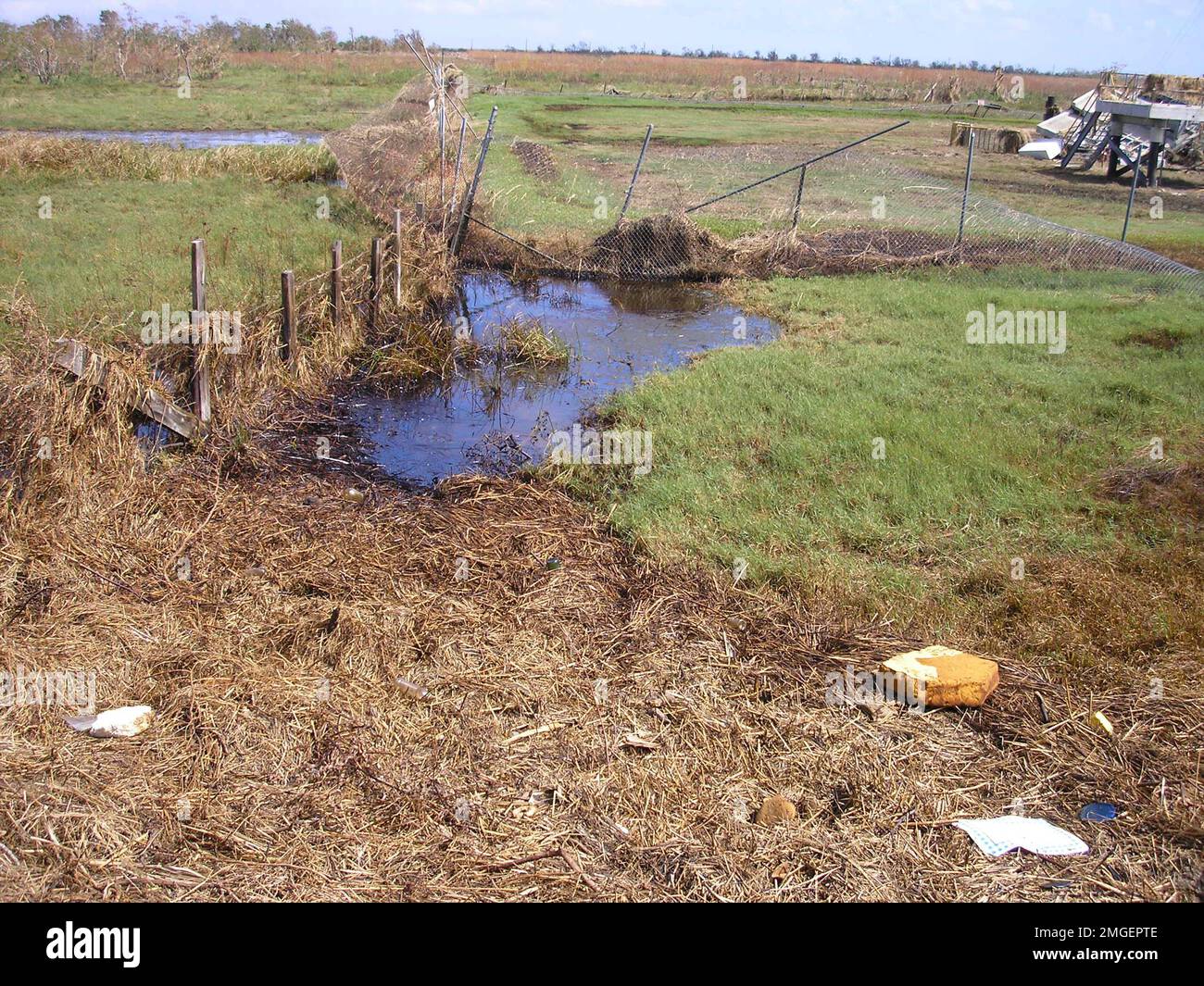 Puddle flood hi-res stock photography and images - Alamy