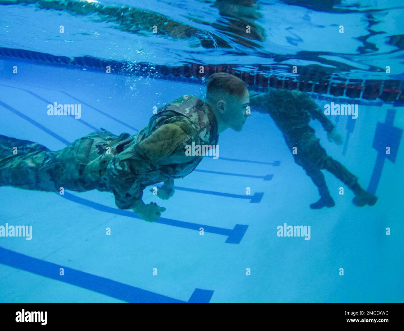 Paratroopers assigned to Headquarters and Headquarters Battalion, 82nd ...