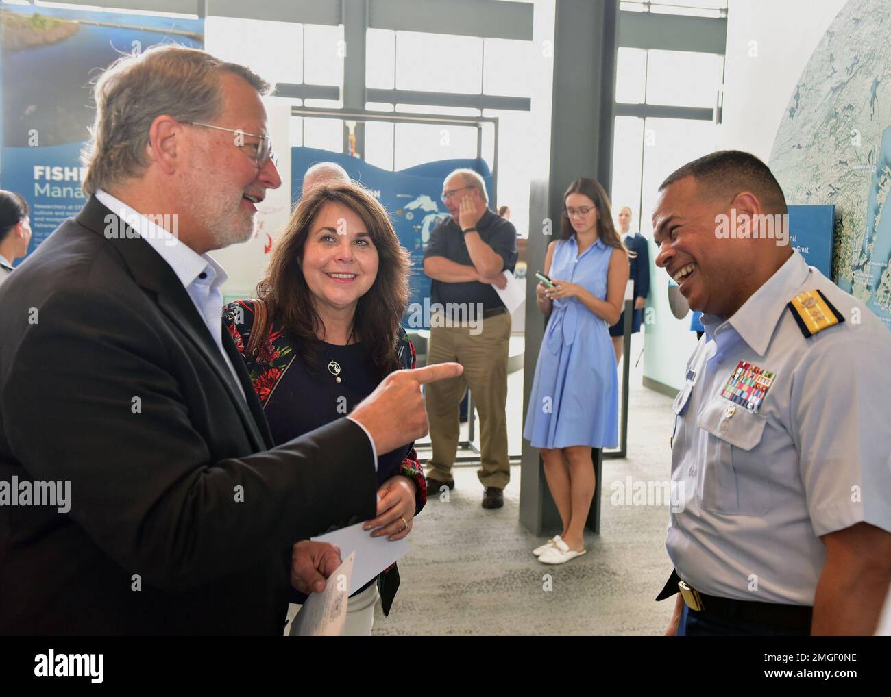 Oil spills hi-res stock photography and images - Alamy