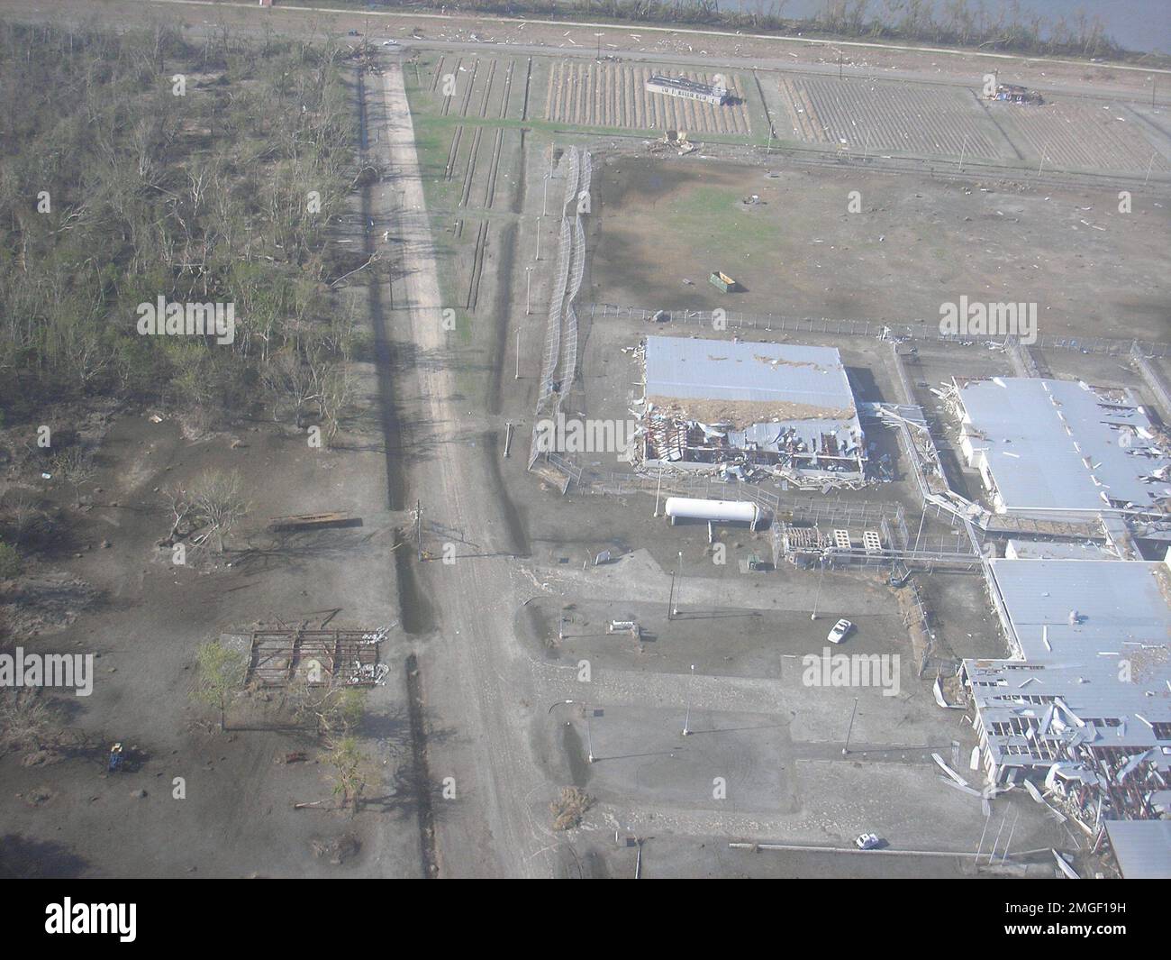 Pollution - ESU St. Louis Response - North Bass - 26-HK-231-73. AERIAL ...