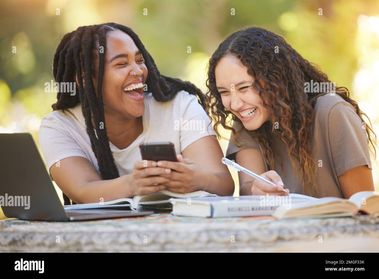 Students, friends and women with phone at park laughing at funny meme ...