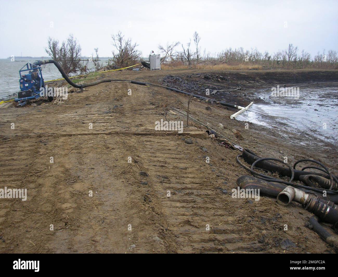 Pollution - ESU St. Louis Response - Shell Pilottown - 26-HK-246-39 ...
