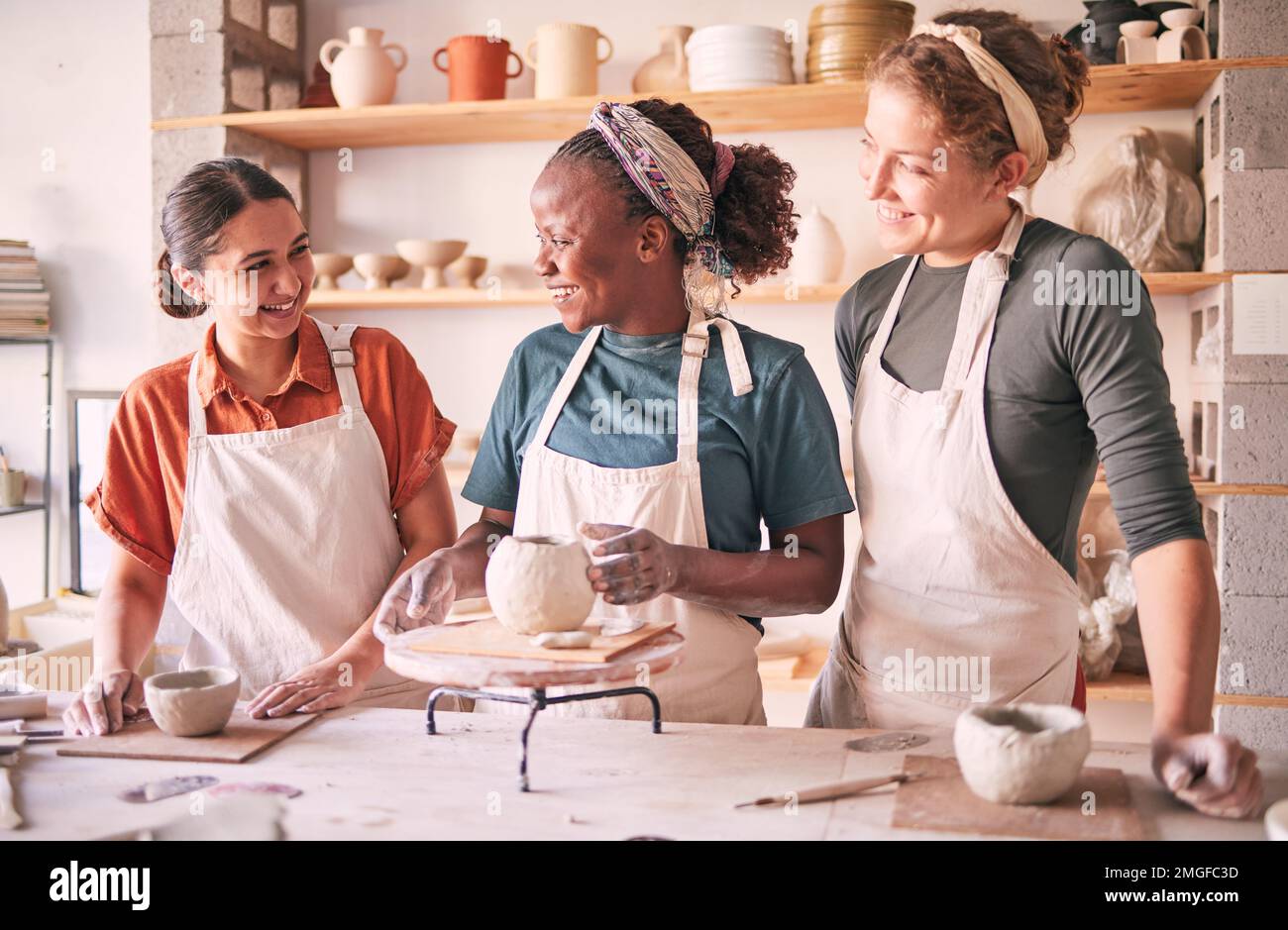 Group working class women hi-res stock photography and images - Alamy