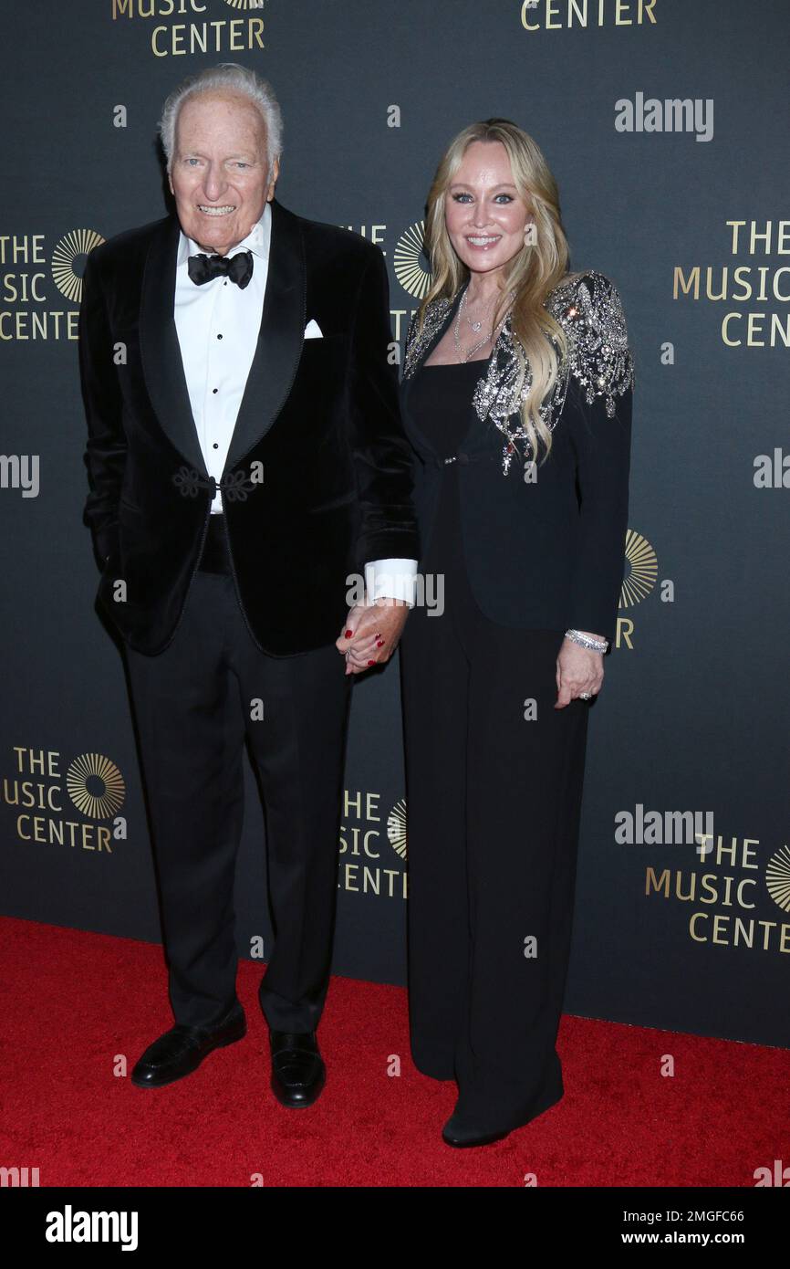 LOS ANGELES - JAN 14: Jerry Moss, Tina Moss at Music Center Tribute to ...