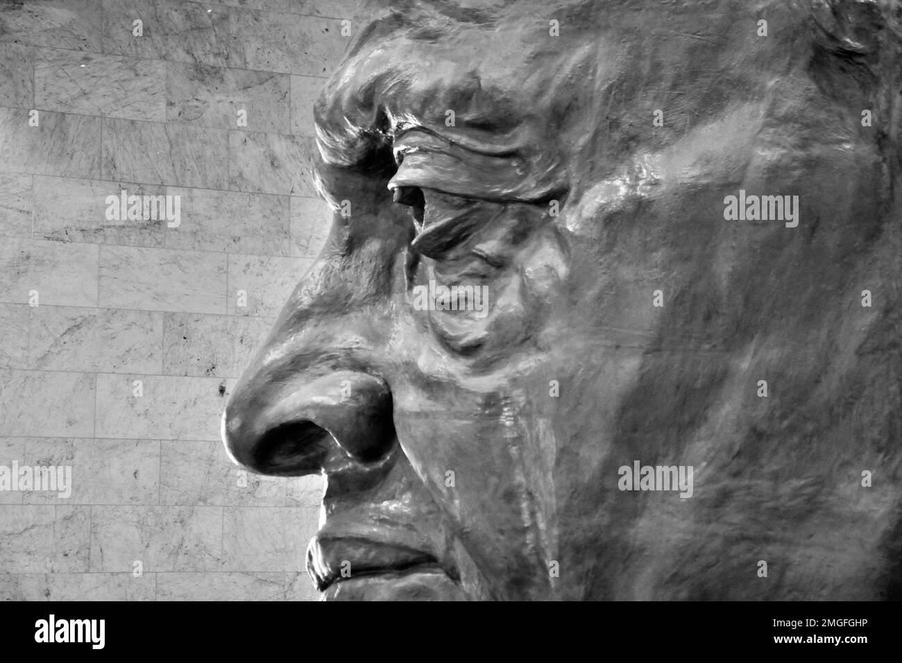 Statue Of Unity Museum, colossal statue of Vallabhbhai Patel, tallest ...