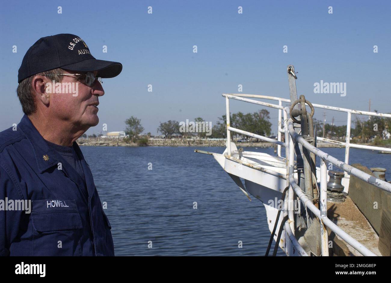 Coast Guard Auxiliary - 26-HK-64-8. Coast Guard Auxiliarist Michael ...