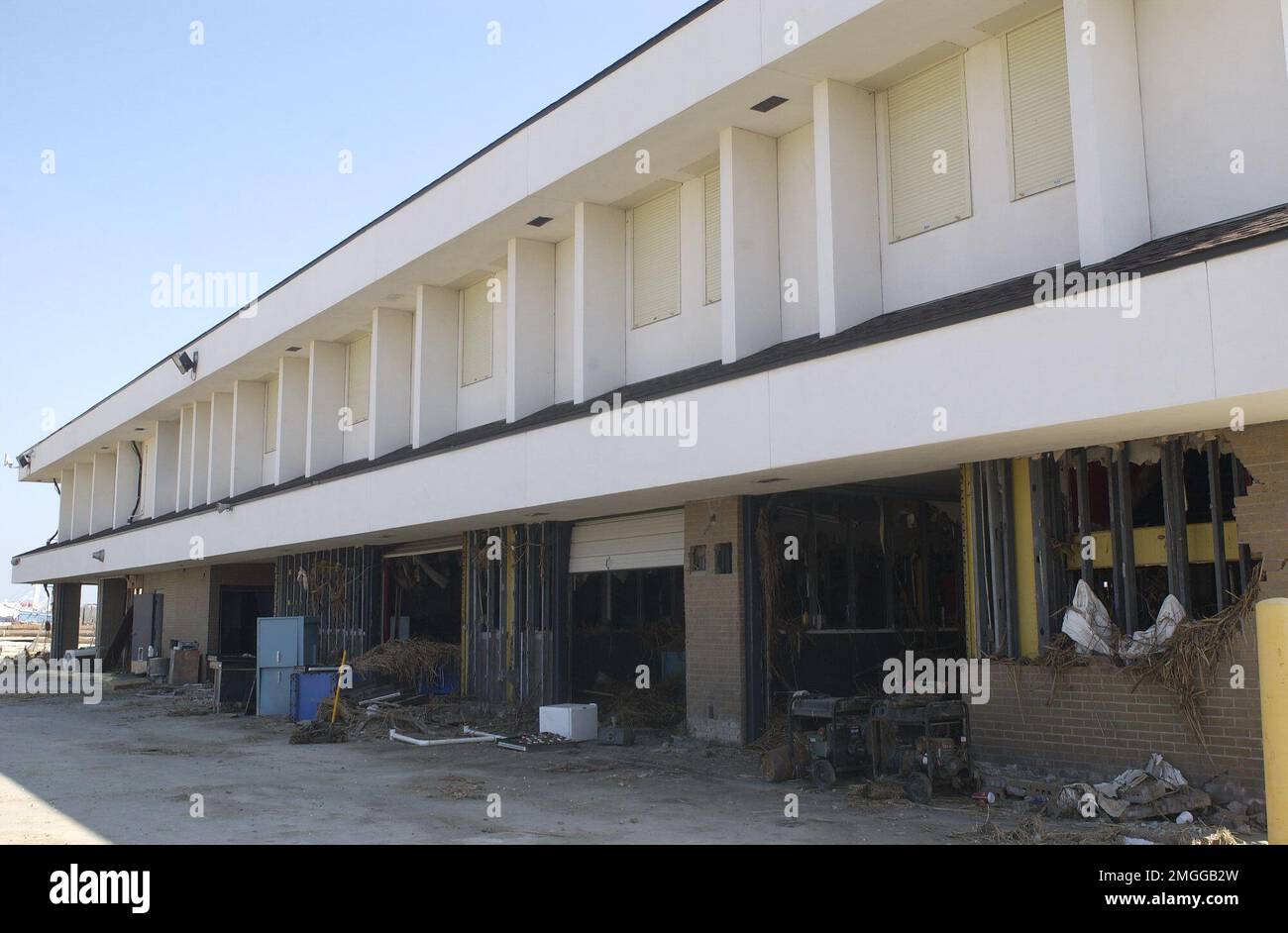 Coast Guard Station - Venice, Louisiana - 26-HK-347-62. Hurricane ...