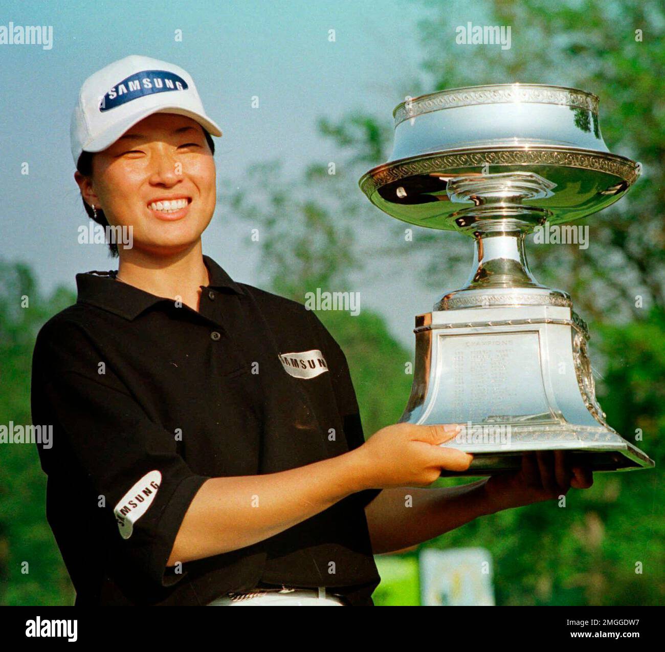 FILE - In this May 17, 1998, file photo, Se Ri Pak of South Korea poses ...