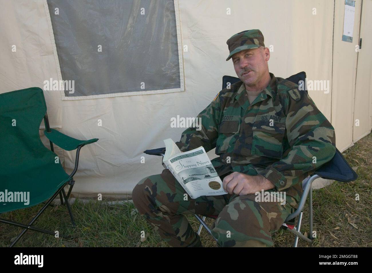 Fema tent hi-res stock photography and images - Alamy
