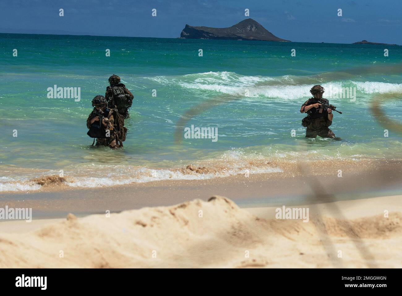 Cavalry troopers from Ace Troop, 2nd Squadron, 14th Cavalry Regiment ...