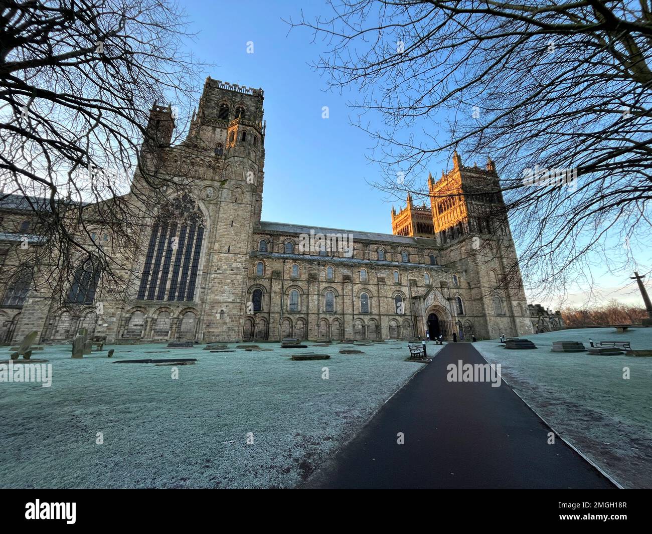 Cathedral of Durham (UK) in the morning light in winter Stock Photo - Alamy