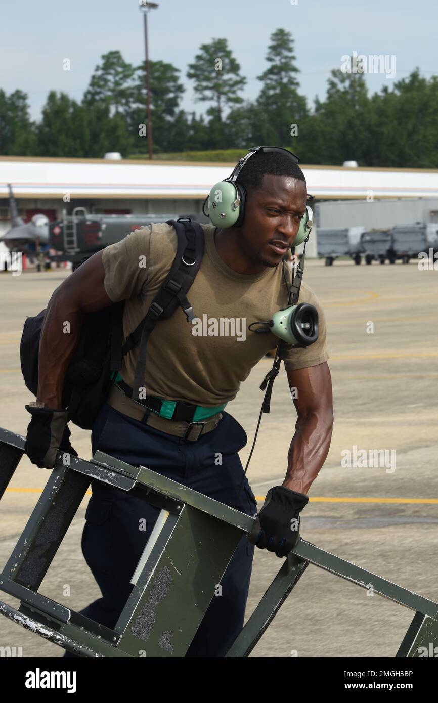 U.S. Air Force Senior Airman Jonathan Calypso, 169th Aircraft ...