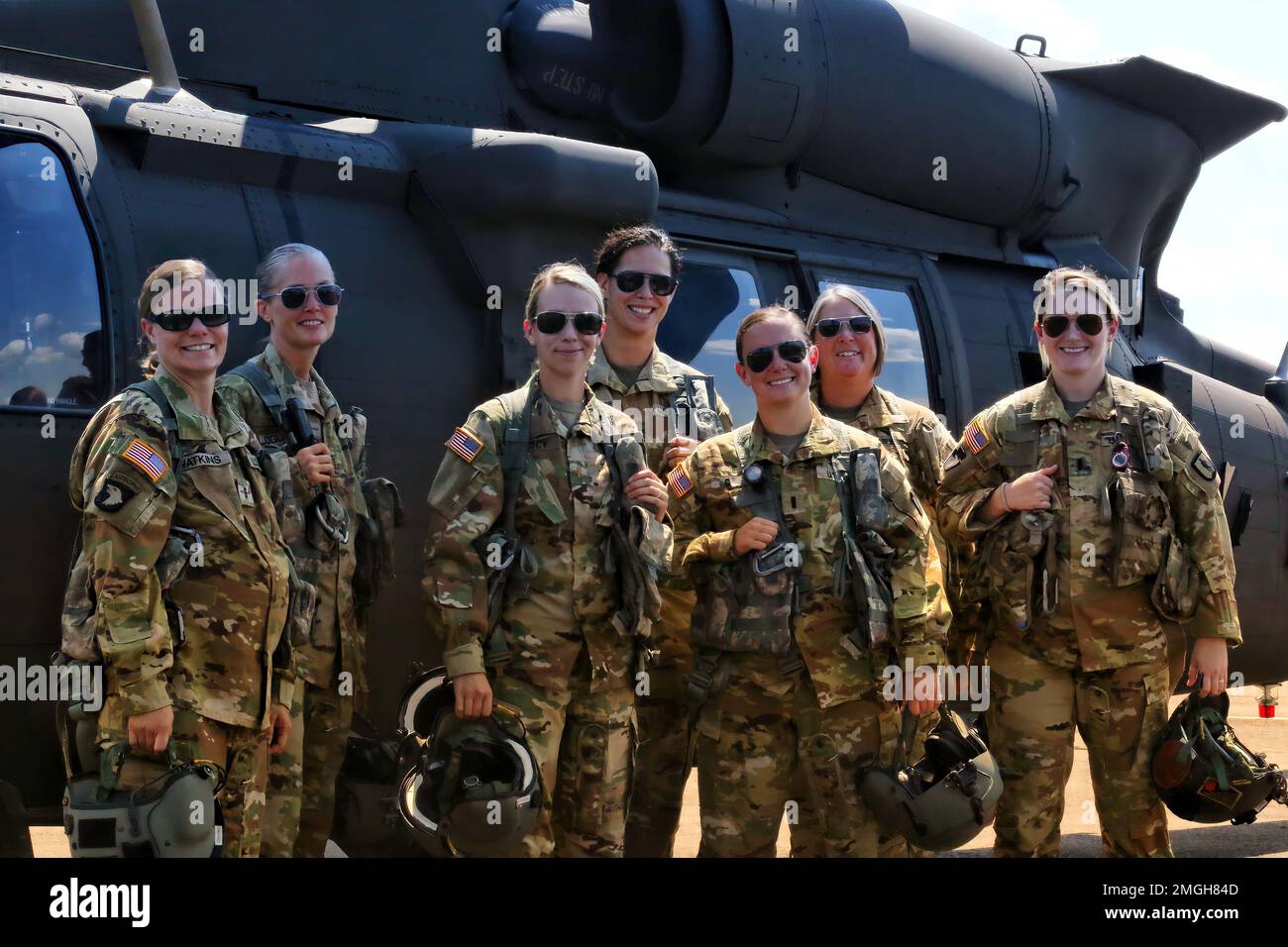 U.S. Soldiers, UH-60 Black Hawk helicopter pilots with the Pennsylvania ...