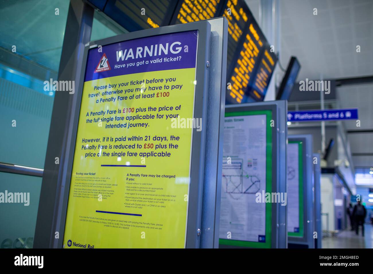 Notice to warn passengers of the new penalty fare regime on railways ...