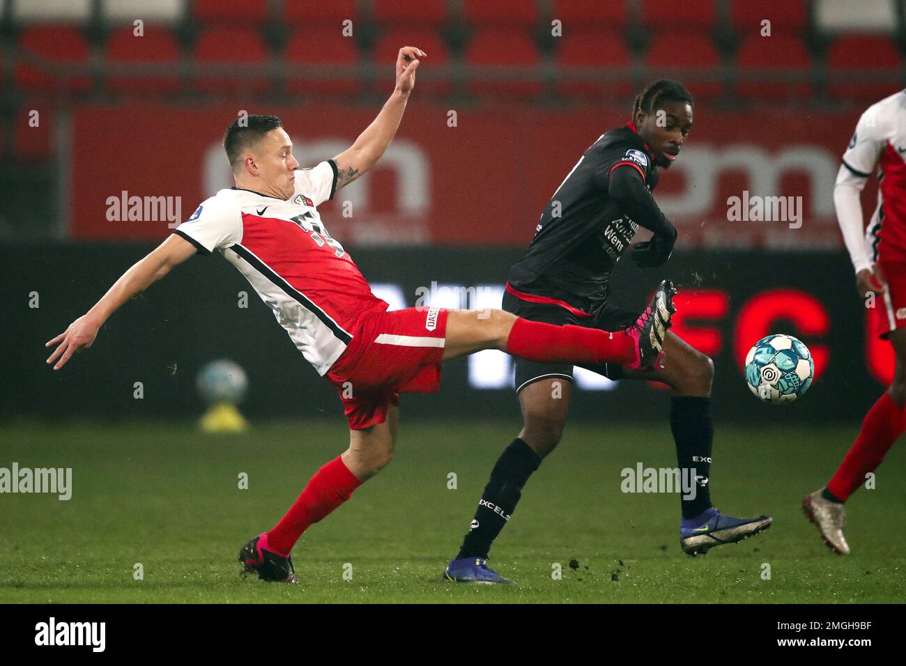 UTRECHT - (lr) Jens Toornstra of FC Utrecht, Maxime Awoudja of sbv Excelsior during the Dutch ...