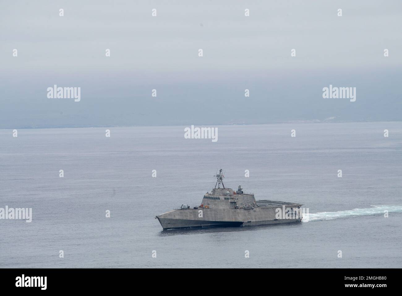 220824-N-EV253-1034 Independence-class littoral combat ship USS ...