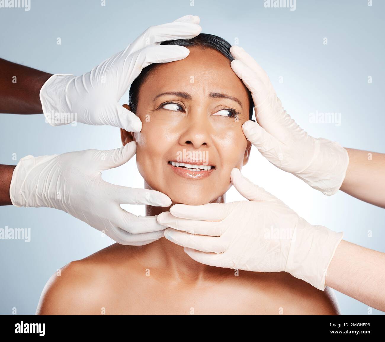 Scared female face hi-res stock photography and images - Alamy