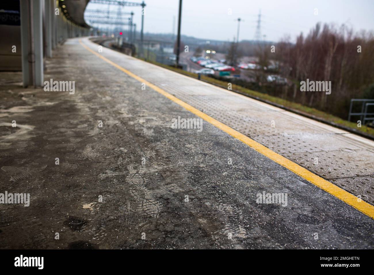 Grit on platform hi-res stock photography and images - Alamy