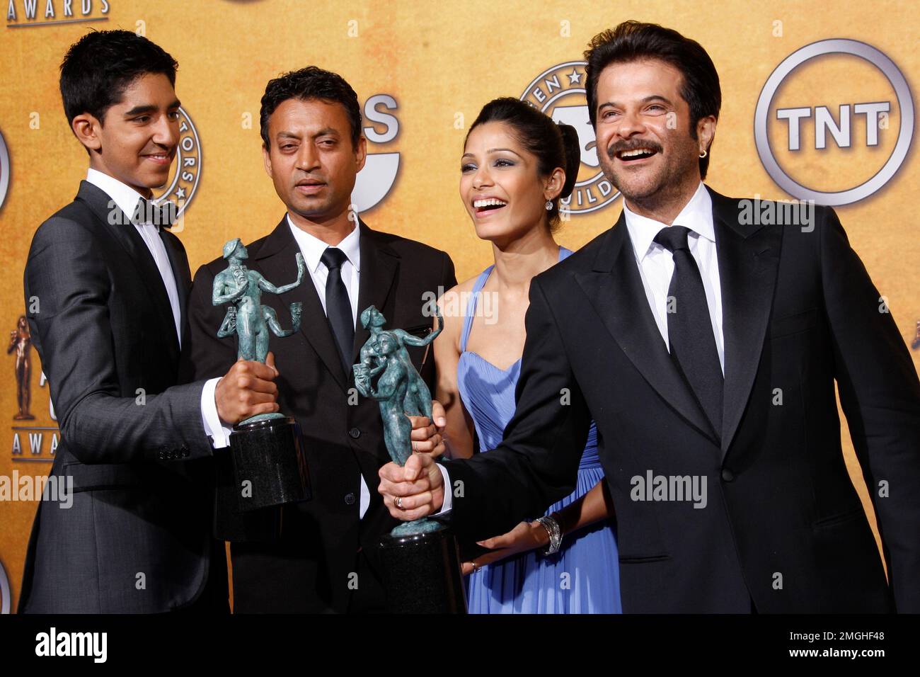 FILE - In this Jan. 25, 2009, file photo, members of the cast of ...