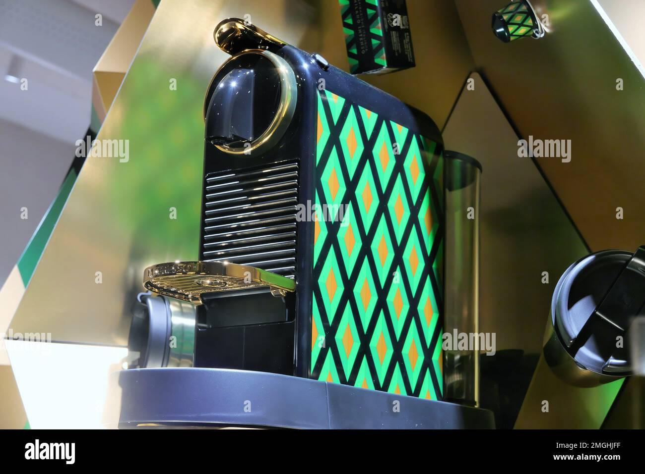 COFFEE MACHINE ON DISPLAY AT NESPRESSO FASHION BOUTIQUE Stock Photo - Alamy