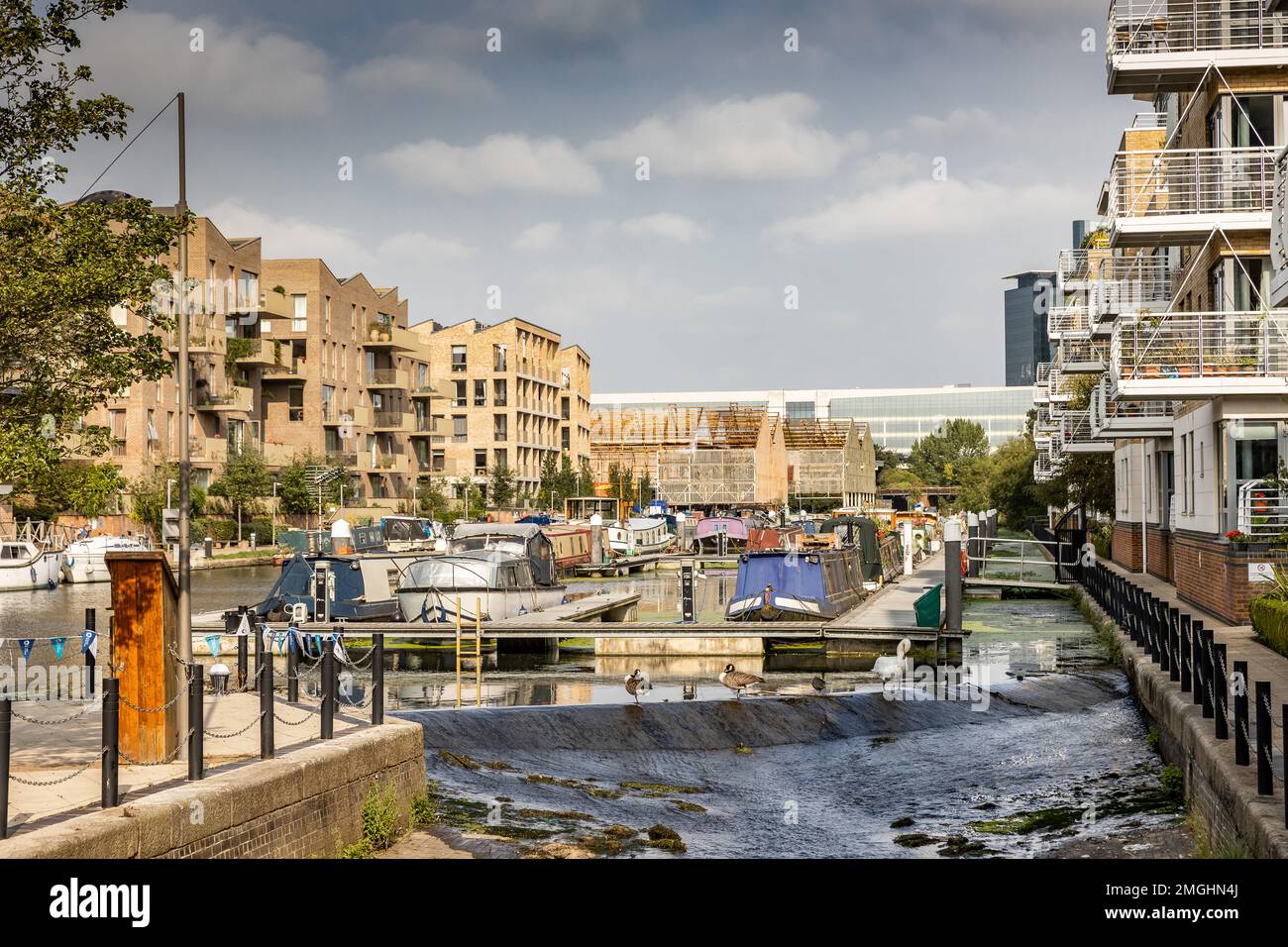 Brentford, London, England - Local Area Photography Stock Photo - Alamy