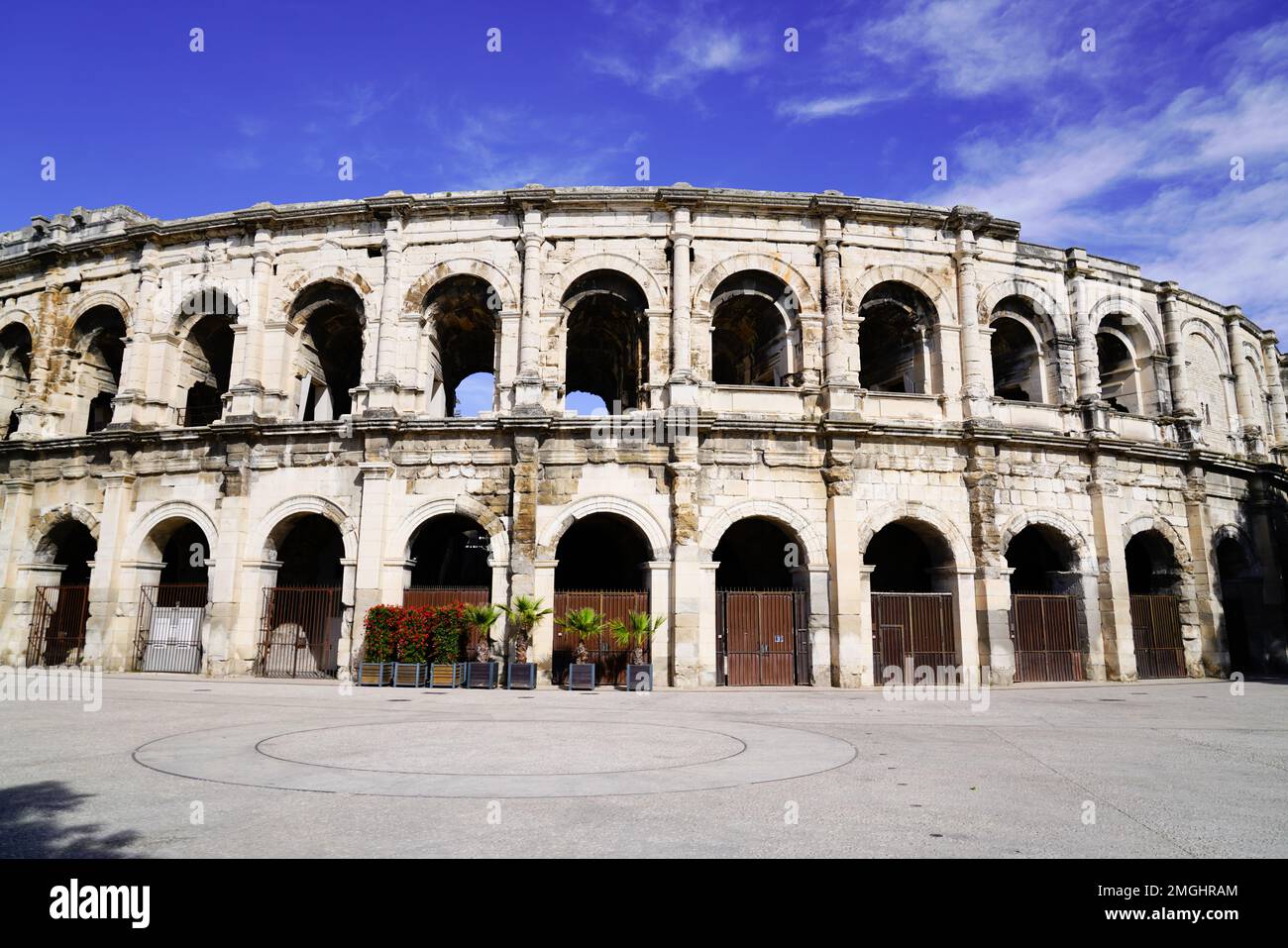 Theatre de nimes hi-res stock photography and images - Alamy