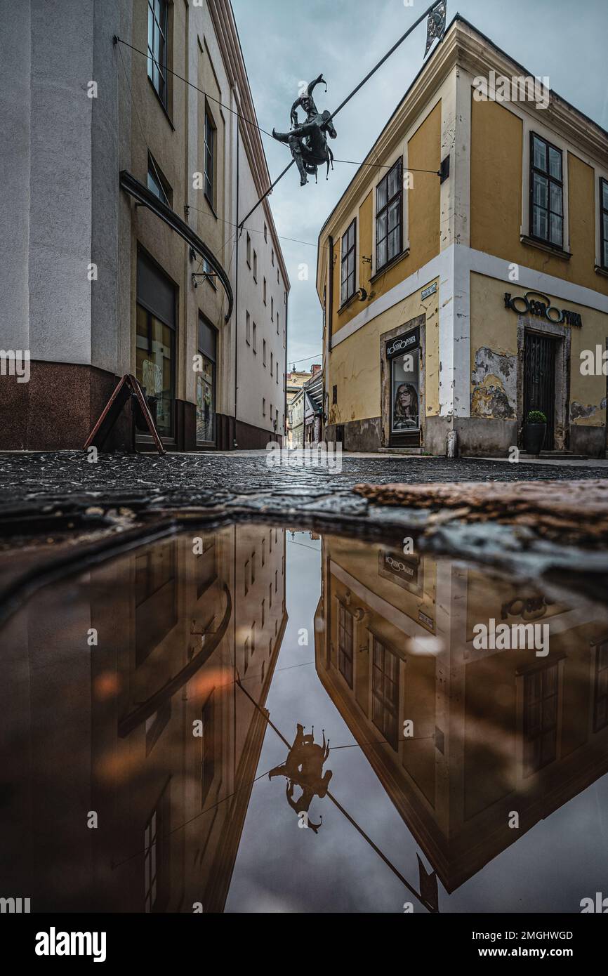 Reflection of a famous Sculpture Stock Photo - Alamy