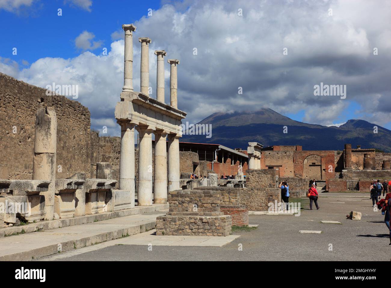 Das Forum, Pompeji, antike Stadt in Kampanien am Golf von Neapel, beim ...
