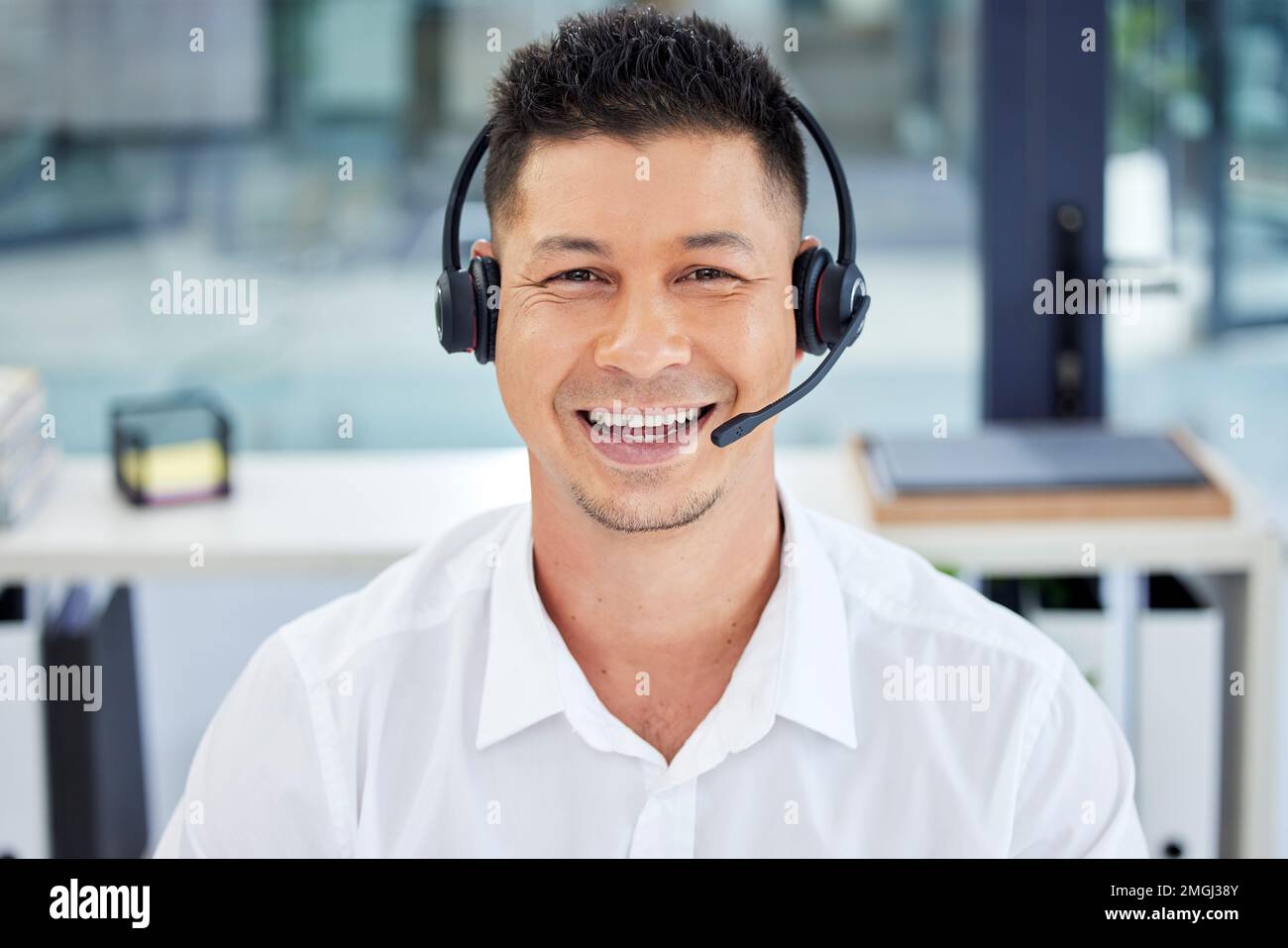 Asian customer hi-res stock photography and images - Alamy