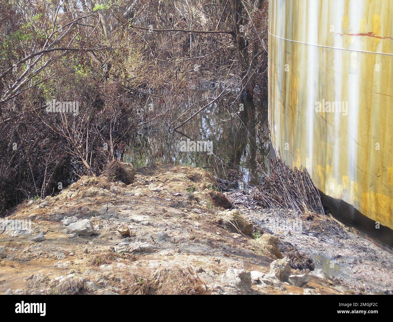 Pollution - ESU St. Louis Response - South Bass - 26-HK-233-44 ...