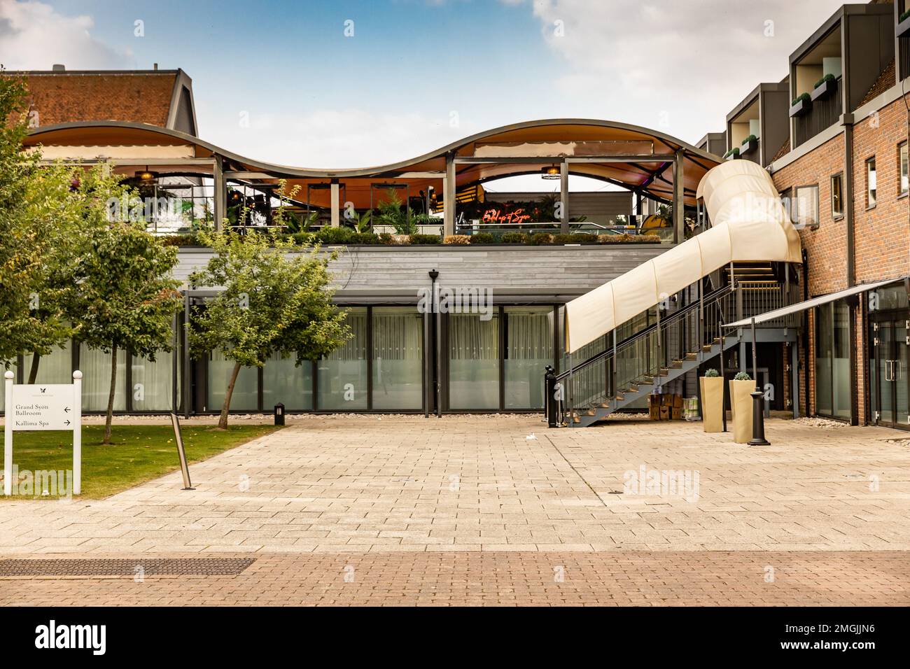 Brentford, London, England - Local Area Photography Stock Photo - Alamy