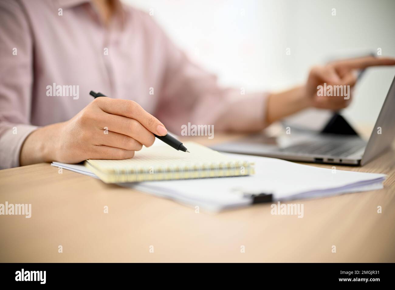 Professional Asian businesswoman or female office employee working at ...