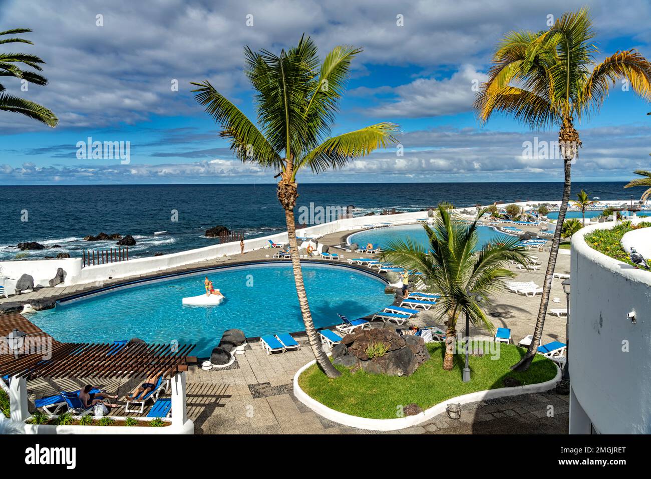 Schwimmbad Costa Martiánez an der Küste von Puerto de la Cruz ...