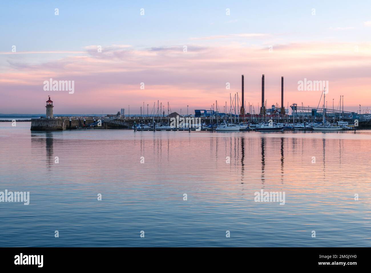 Sunset over Ramsgate Royal Harbour Marina, the only Royal harbour in ...