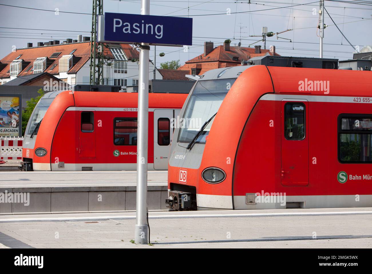 Tren tren tren locomotora db hi-res stock photography and images - Alamy