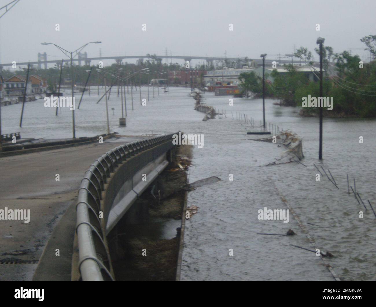 Breach levee hi-res stock photography and images - Alamy