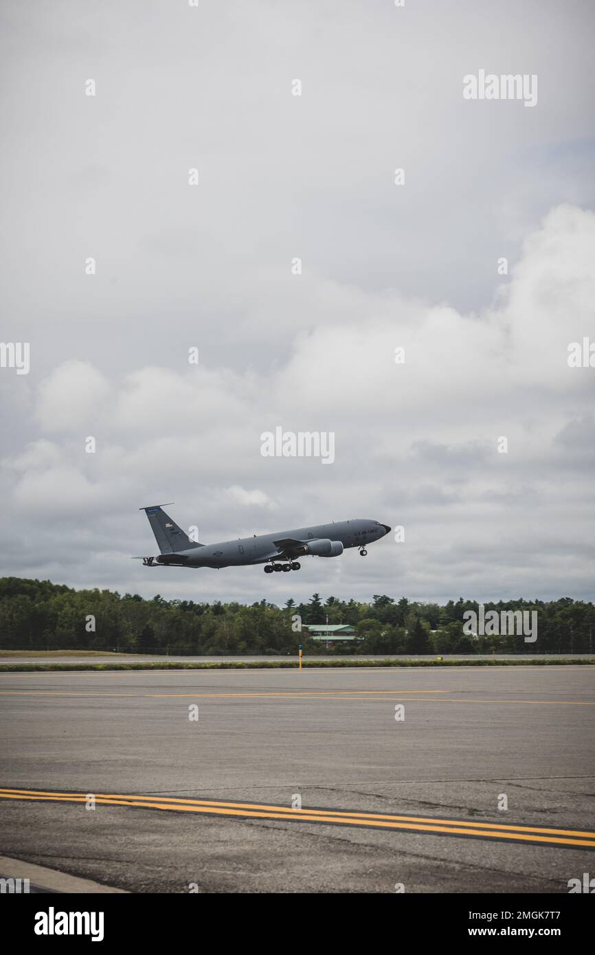 The 101st Air Refueling Wing welcomes tanker crews from MacDill AFB ...