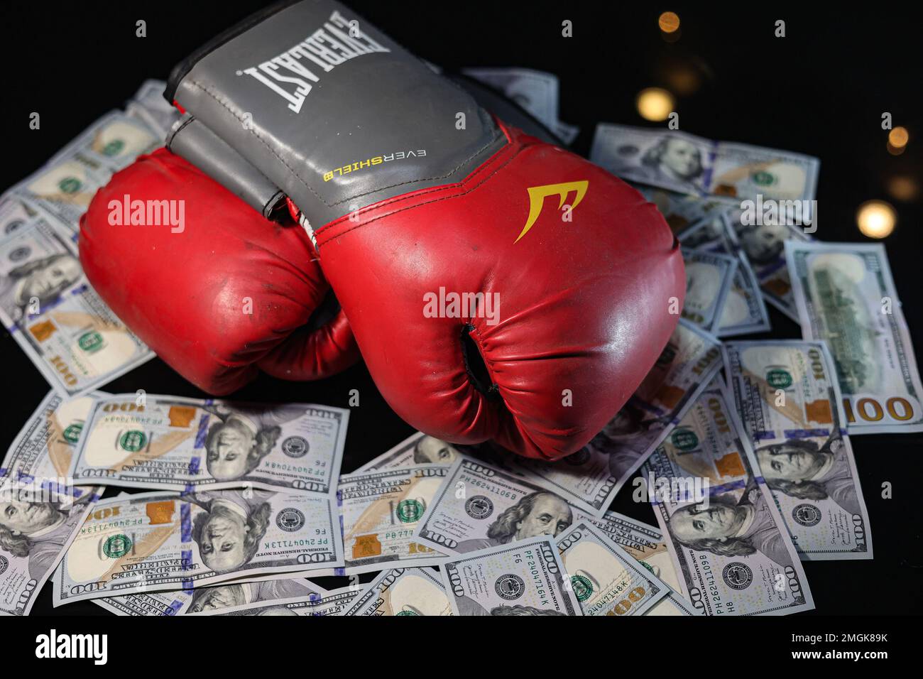 MG - Belo Horizonte - 01/26/2023 - SPORTS, DOLLAR - Dollar bills are ...