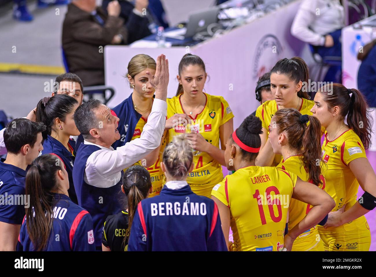 Florence, Italy. 25th Jan, 2023. Time-out of Volley Bergamo 1991 during ...