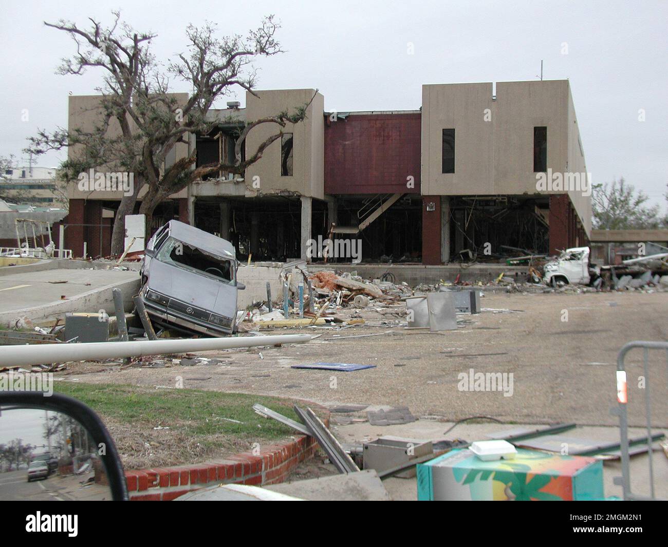 Aftermath - Miscellaneous - 26-HK-47-79. damaged commercial building ...