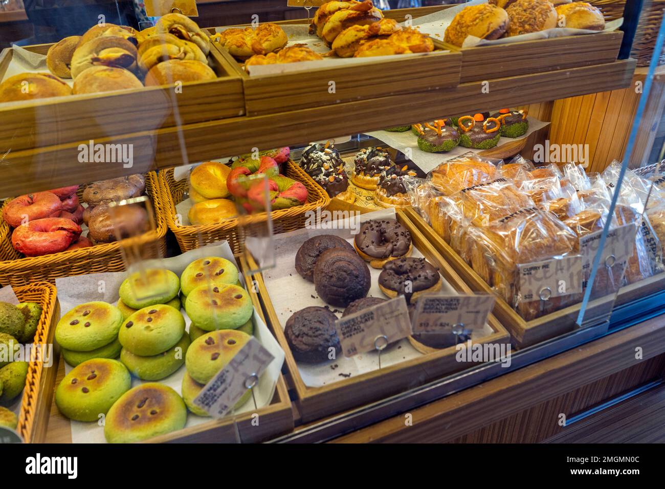 December 2022 - Hong Kong Bakery Baked goods on display Stock Photo - Alamy
